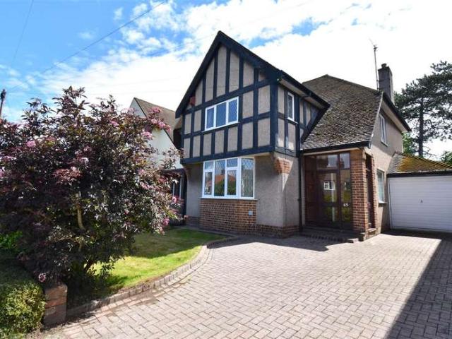 3 Bedroom Detached House