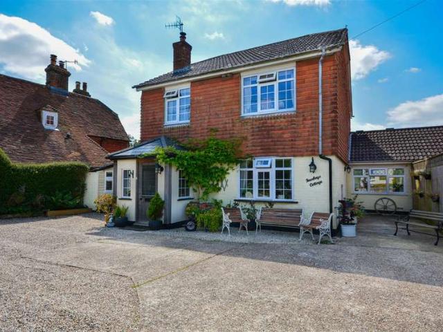 3 Bedroom Detached House