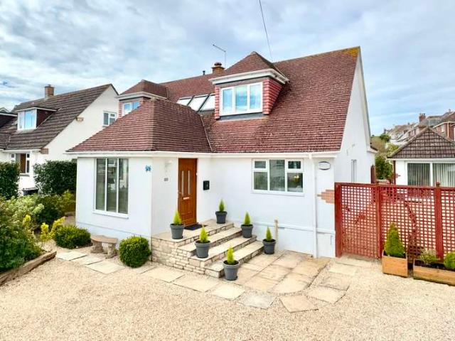 3 Bedroom Detached House