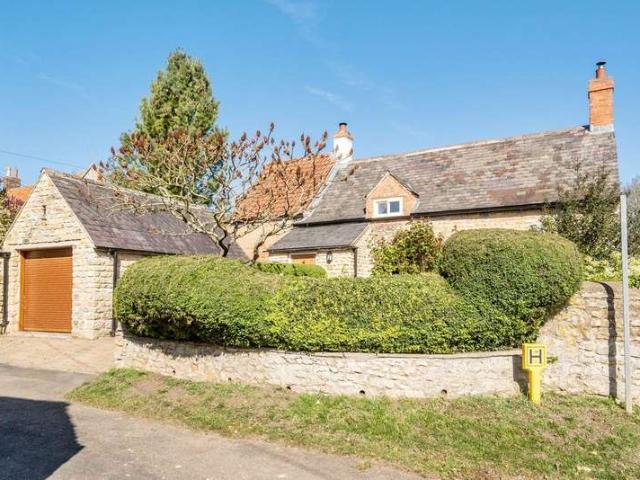 3 Bedroom Detached House