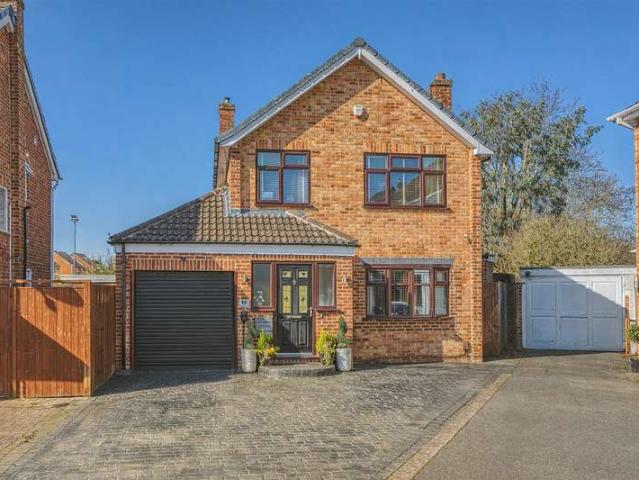 3 Bedroom Detached House