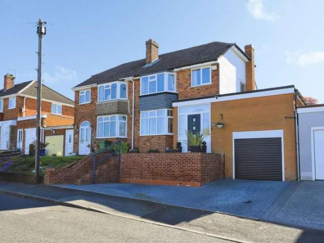 3 Bedroom Detached House
