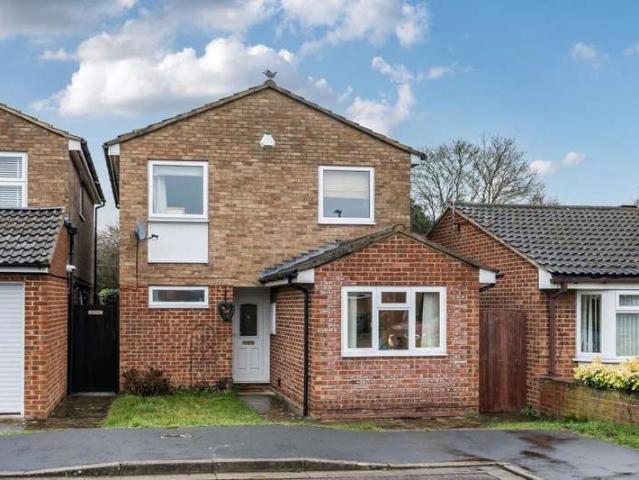 3 Bedroom Detached House