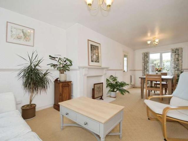 3 Bedroom Detached House