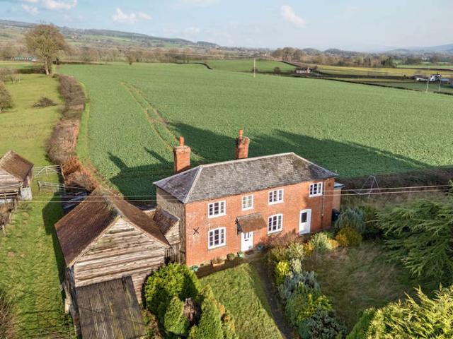 3 Bedroom Detached House