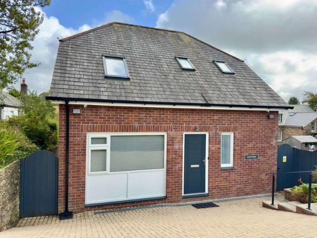 3 Bedroom Detached House