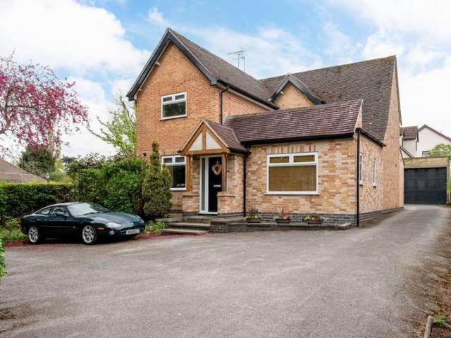 4 Bedroom Detached House