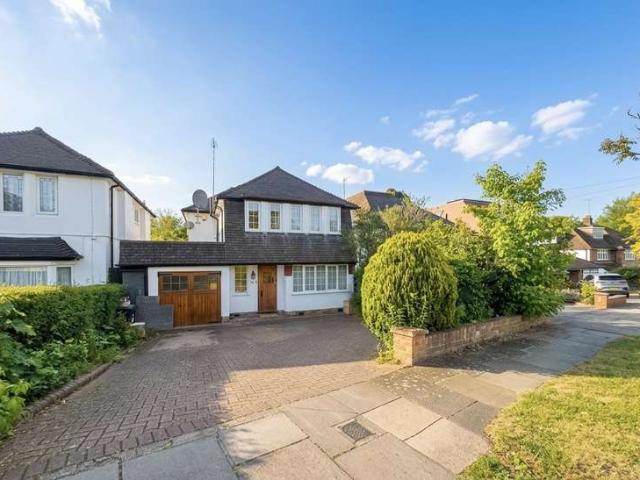 3 Bedroom Detached House