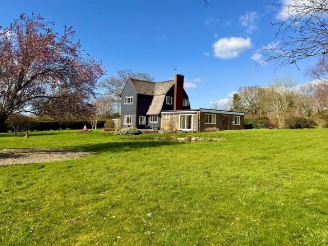 3 Bedroom Detached House