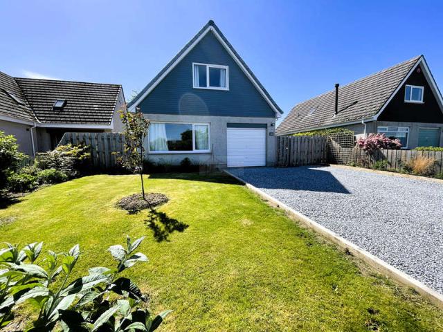 3 Bedroom Detached House