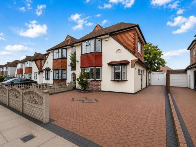3 Bedroom Detached House