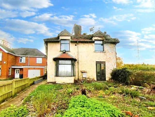3 Bedroom Detached House