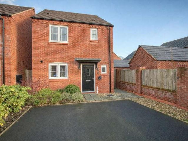 3 Bedroom Detached House