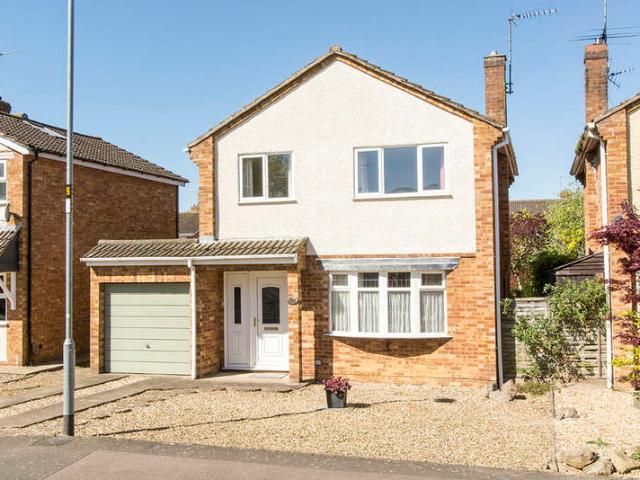 3 Bedroom Detached House