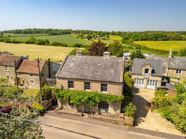3 Bedroom Detached House