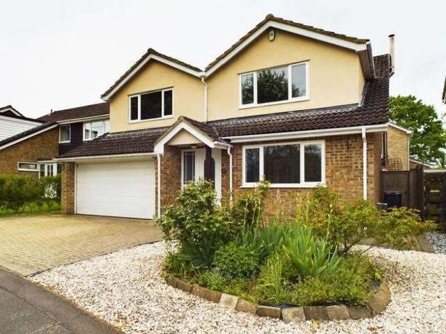3 Bedroom Detached House