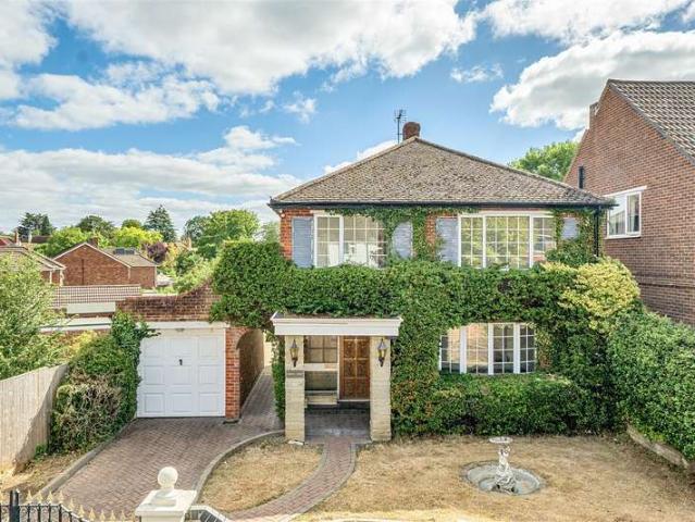 3 Bedroom Detached House