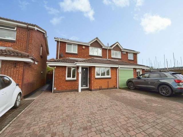 3 Bedroom Detached House