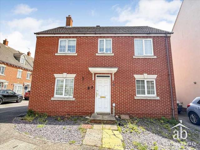 3 Bedroom Detached House
