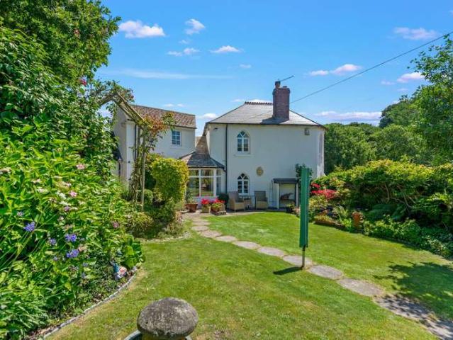 3 Bedroom Detached House