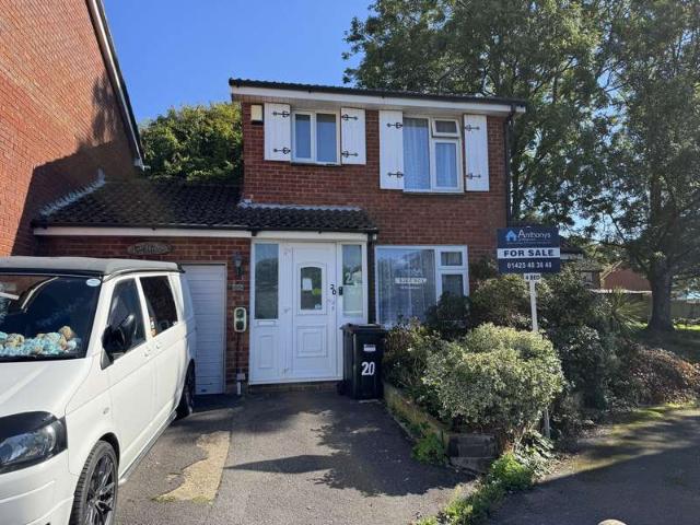 3 Bedroom Detached House