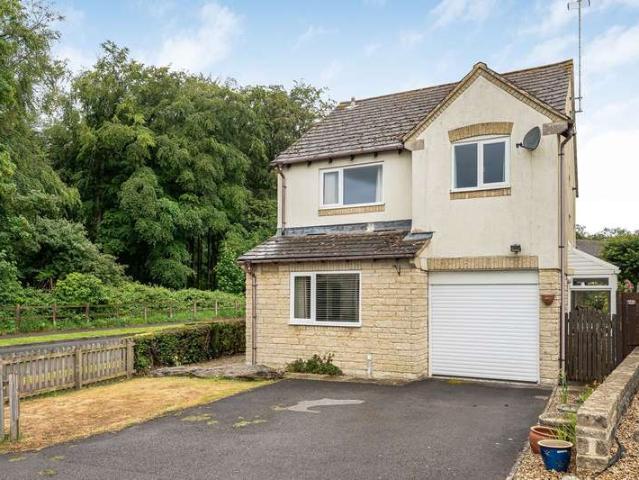 3 Bedroom Detached House