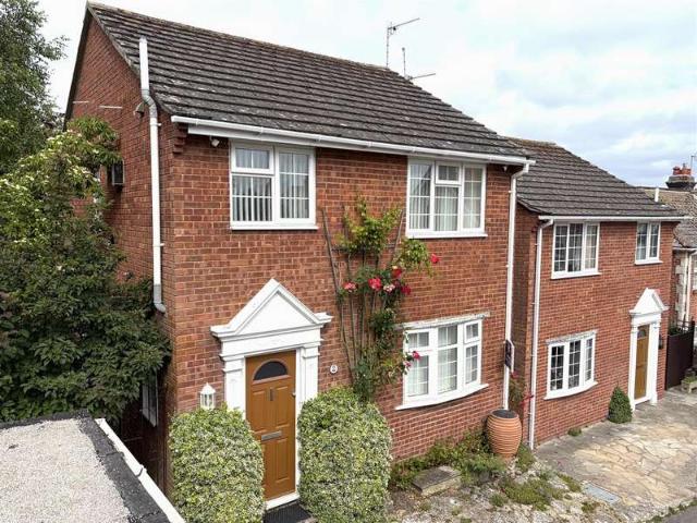 3 Bedroom Detached House