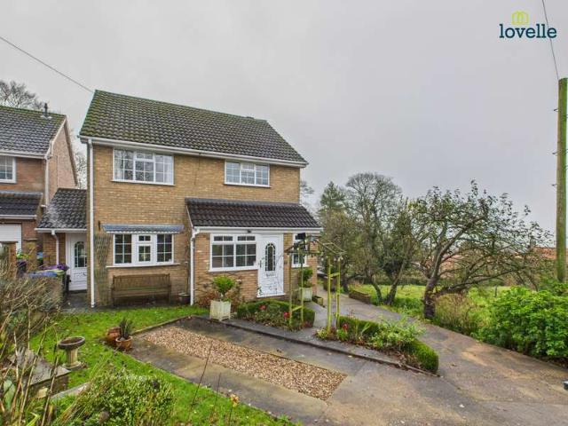 3 Bedroom Detached House