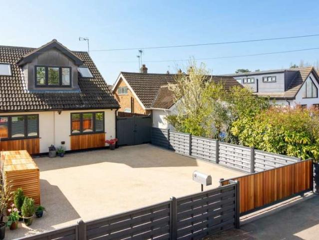 4 Bedroom Detached House