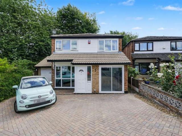 3 Bedroom Detached House