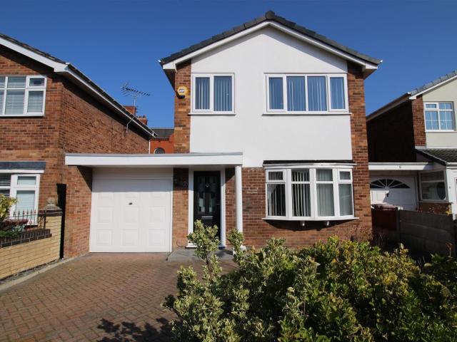 3 Bedroom Detached House for Rent