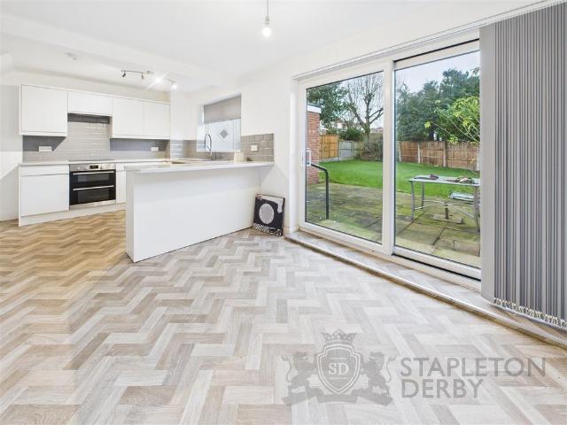 3 Bedroom Detached House for Rent