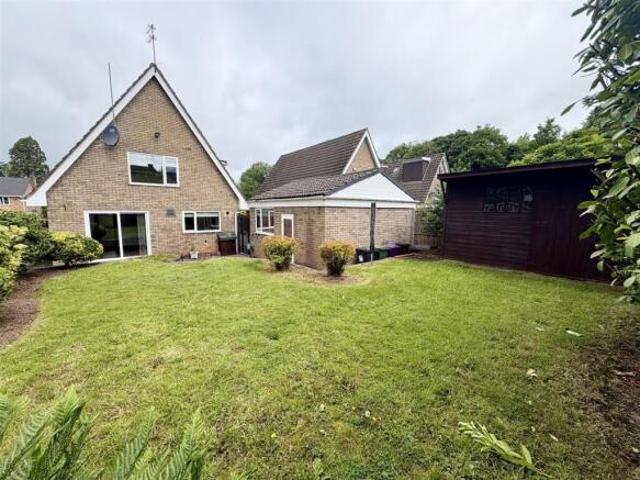 3 bedroom detached house for rent in 4 Ashfield Road, Compton, WV3