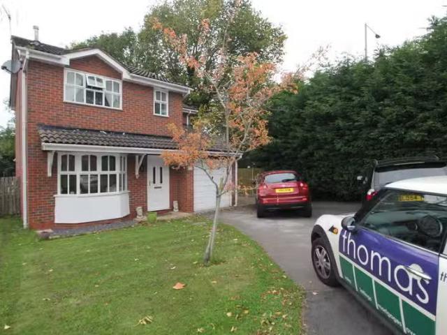 3 bedroom detached house for rent in Coed Terfyn, Penymynydd.