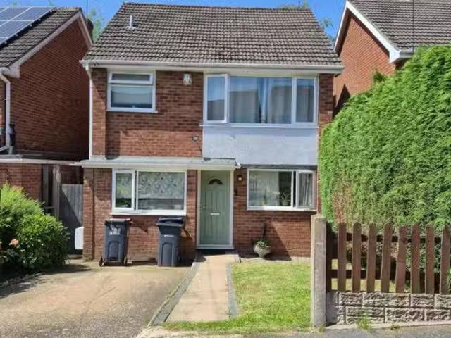 3 bedroom detached house for rent in Copperbeech Close, Birmin.