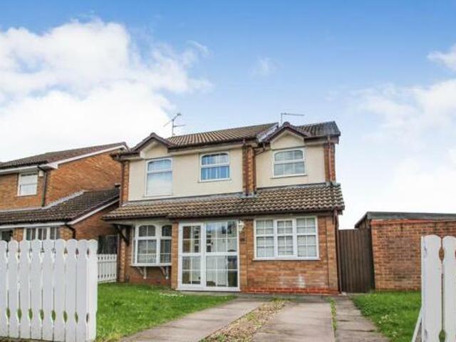 3 Bedroom Detached House For Rent In Calcot