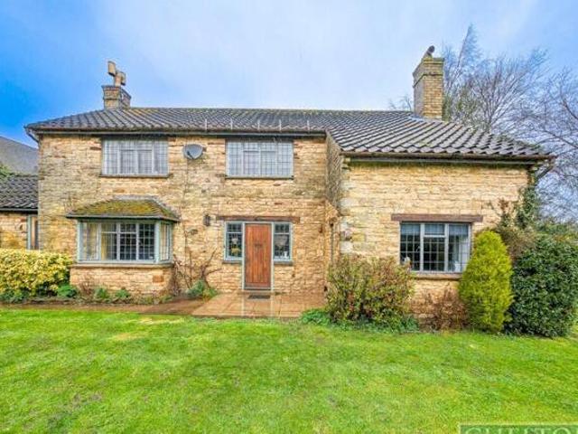 3 Bedroom Detached House For Rent In Church Stowe, Northampton