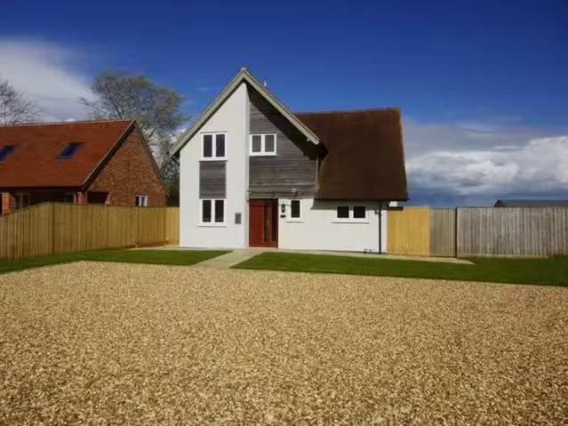3 bedroom detached house for rent in Charney Bassett, Oxfordsh.
