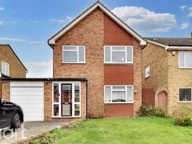 3 Bedroom Detached House For Rent In Cliffe Woods