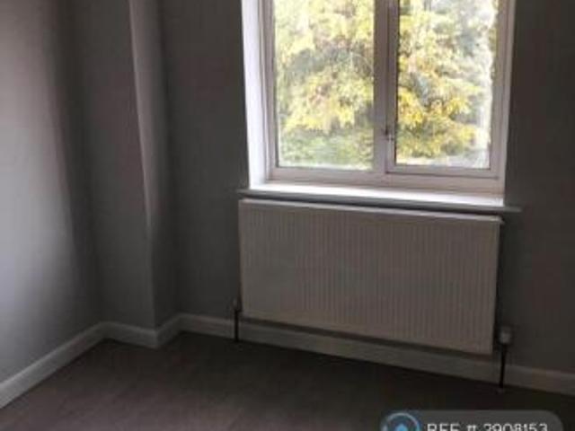 3 bedroom detached house for rent in Clive Road, Belvedere, DA17