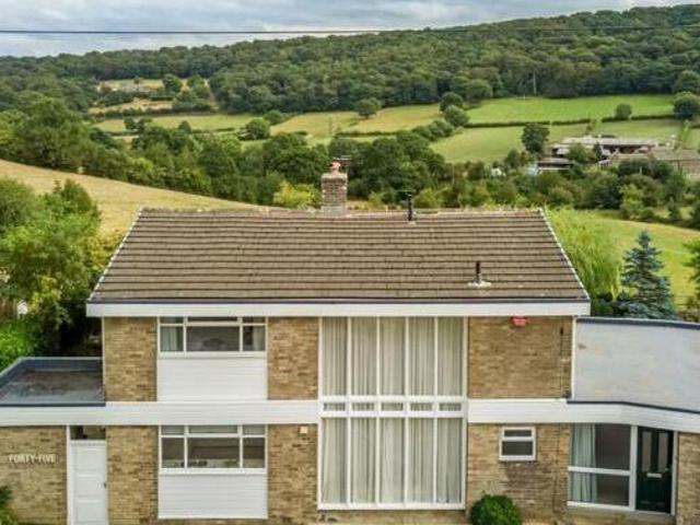 3 Bedroom Detached House For Rent In Almondbury, Huddersfield