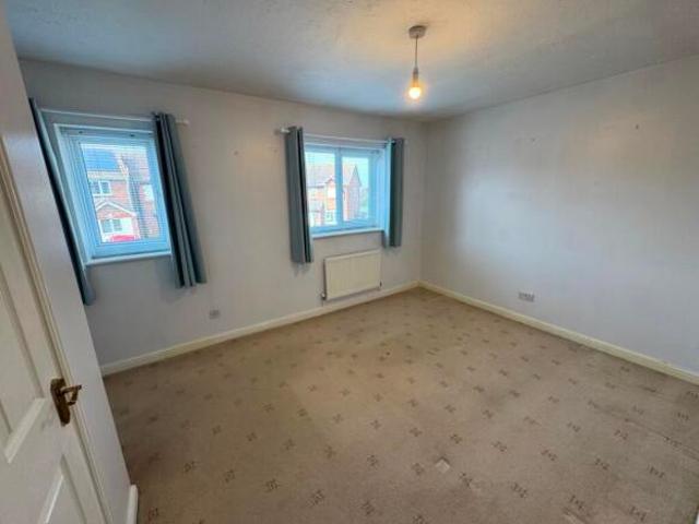 3 bedroom detached house for rent in Appleford Drive, Sheerness, Kent, ME12 2SR, ME12