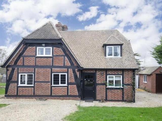 3 Bedroom Detached House For Rent In Ashleworth