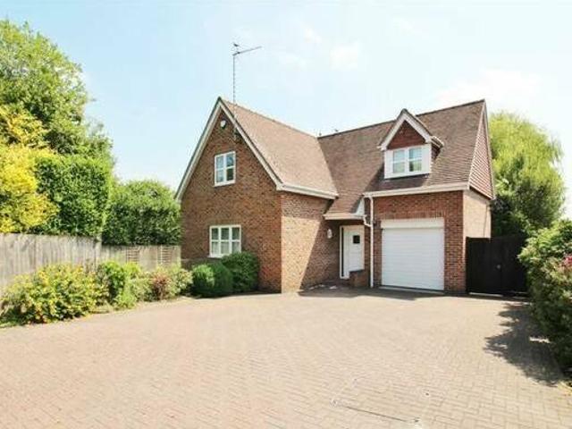 3 bedroom detached house for rent in Bournemouth Road Chandler s Ford Eastleigh SO53