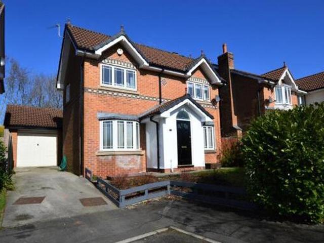 3 Bedroom Detached House For Rent In Bolton
