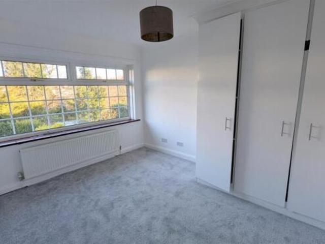 3 bedroom detached house for rent in Barncliffe Road, Fulwood, Sheffield, S10