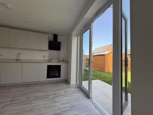 3 bedroom detached house for rent in Beaulieu Park, Chelmsford.
