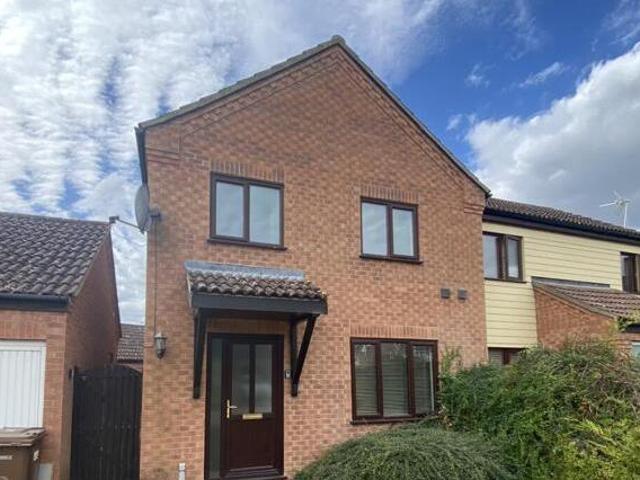 3 Bedroom Detached House For Rent In Beck Row