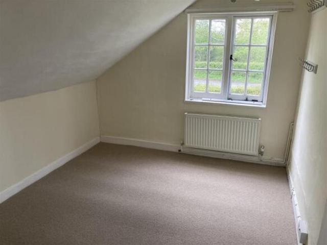 3 bedroom detached house for rent in Benenden Road, Rolvenden, Kent, TN17
