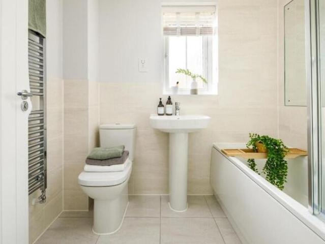 3 bedroom detached house for rent in Berwick Green, Bristol, BS10